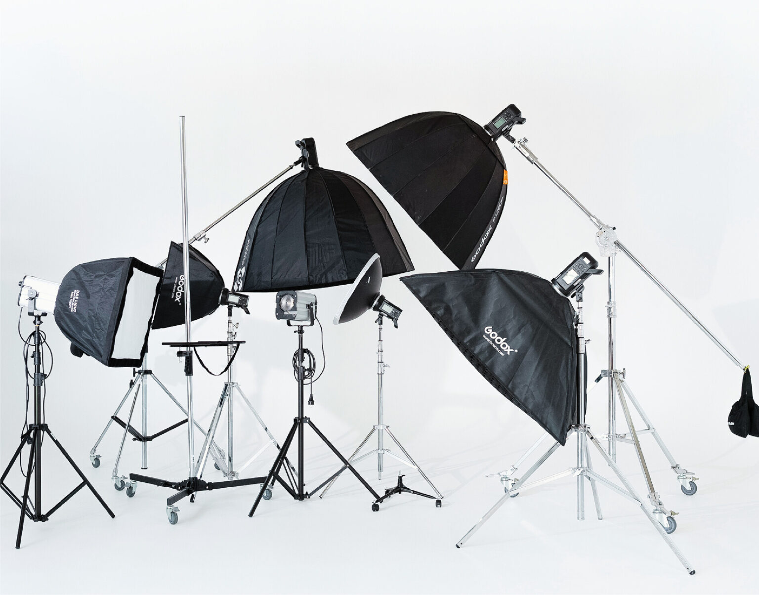 Faina studija • Profesionalios fotostudijos nuoma Kaune